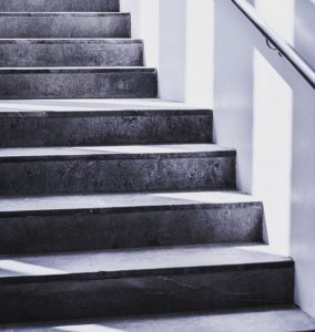 How To Calculate Number Of Rise And Tread For A Staircase Steps?